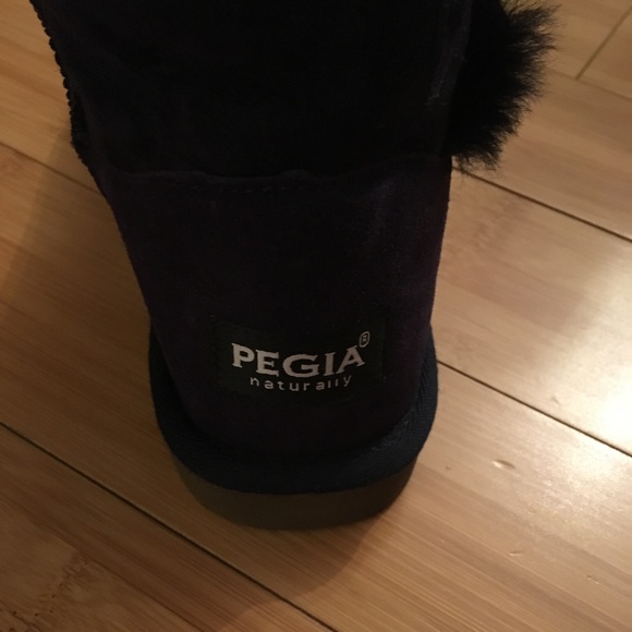 Pegia | Shoes | Pegia Genuine Sheepskin And Shearling Boots | Poshmark